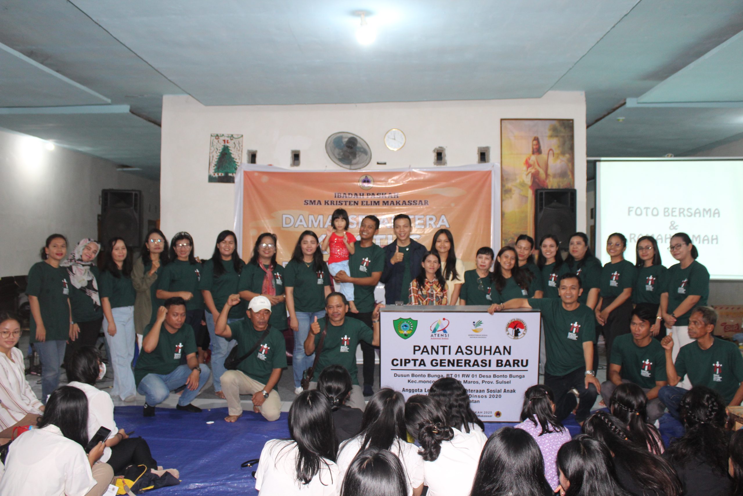 "Paskah Penuh Kasih: SMA Kristen Elim Makassar Tebar Sukacita di Panti ...